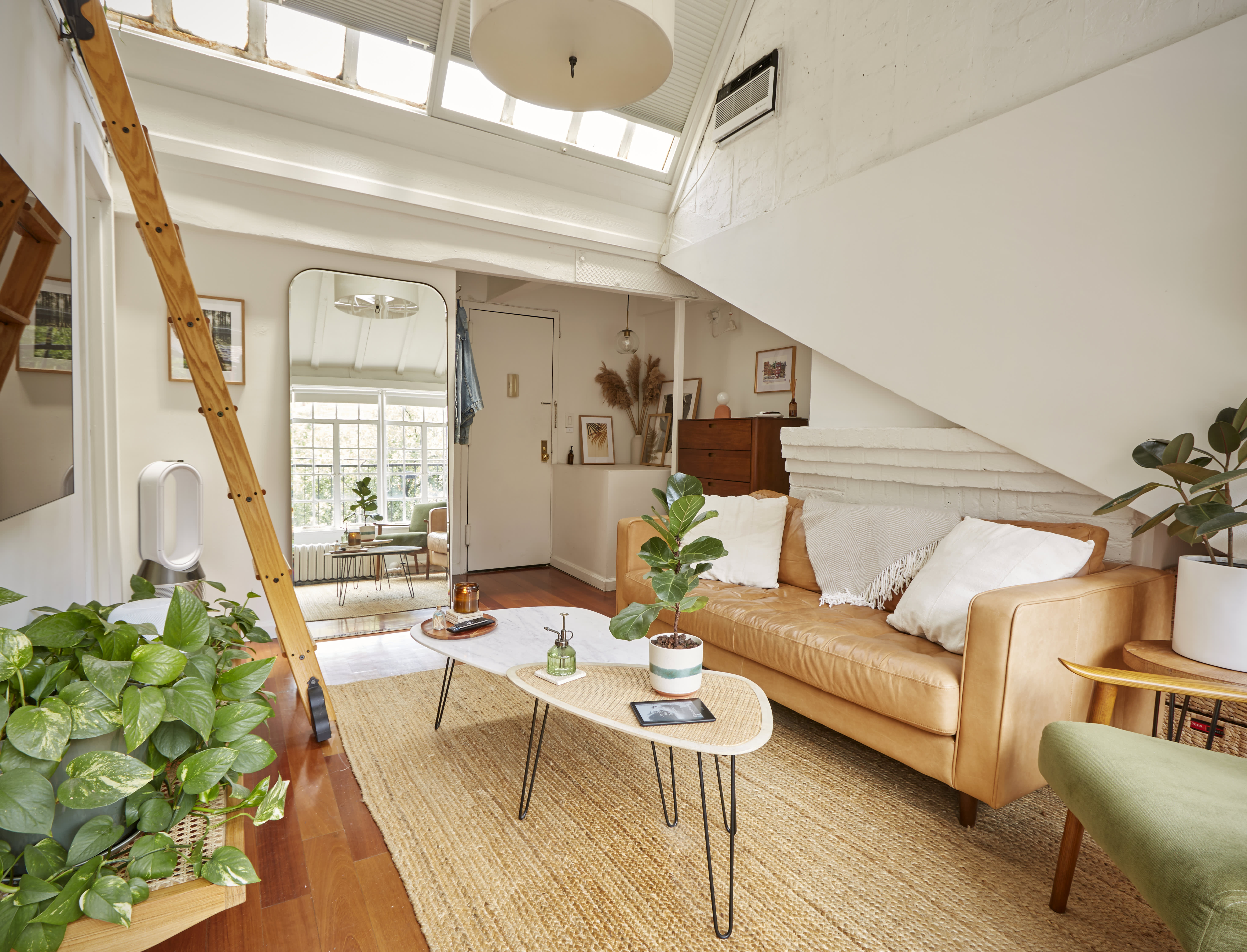 This Renter Wasn t Impressed by His NYC Loft Until He Saw It on AT Apartment Therapy